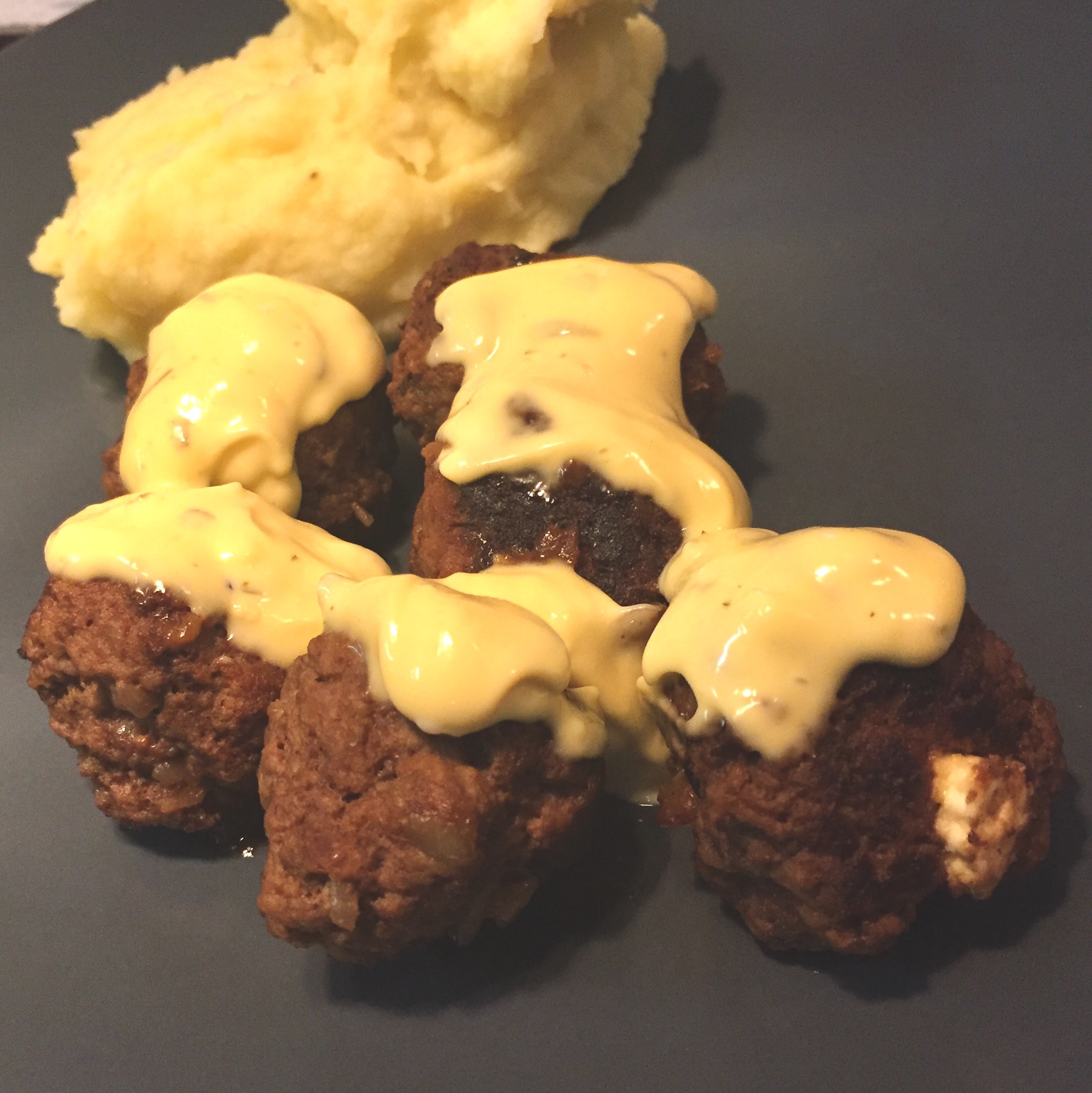 Fetalihapullat ja muusi - Reseptit.blogReseptit.blog